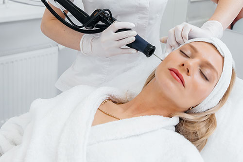 Nail Salon & Spa 77005 | LUVISH NAILS LOUNGE of Houston, TX 77005 ...